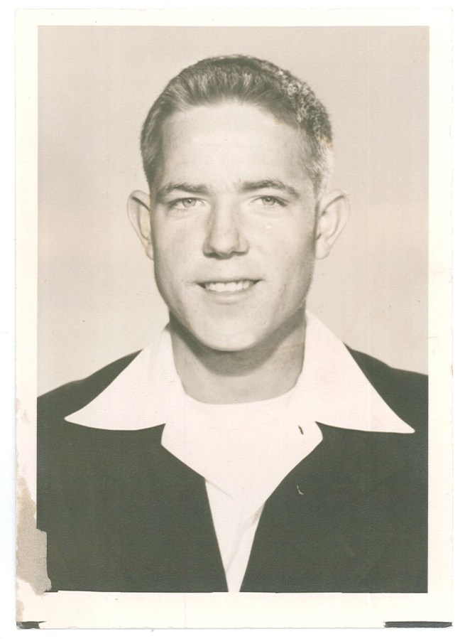 Stitch Every Day with Lisa BongeanDesigner Mystery Blog Post