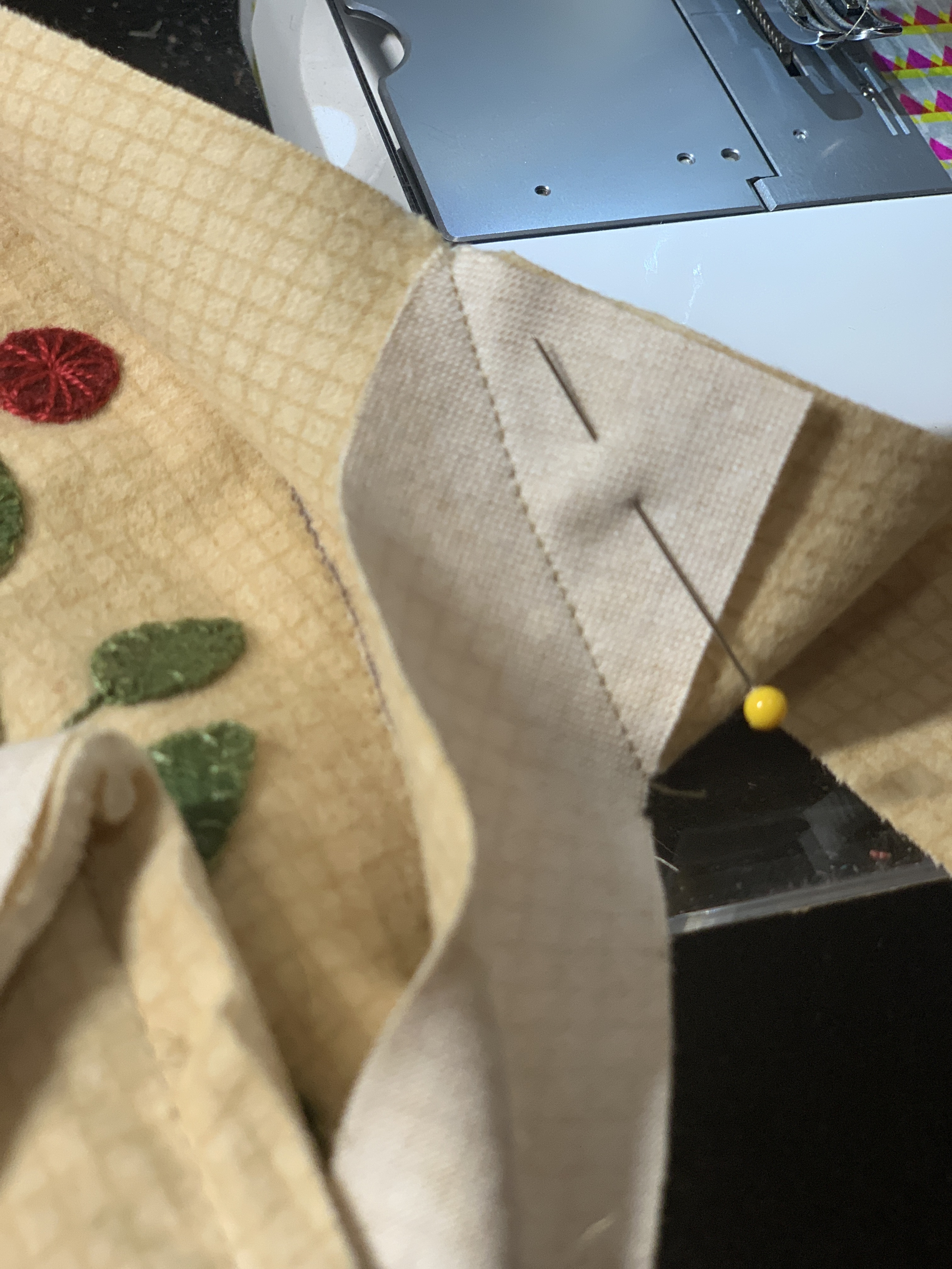 Stitch Every Day with Lisa BongeanSingle-fold Binding Tutorial